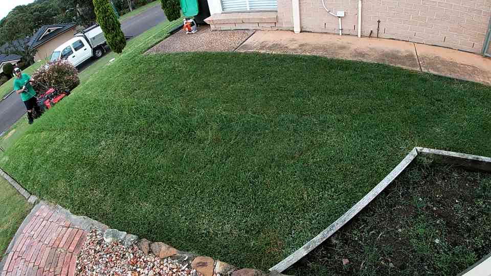 Lawn Mowing and Yard Cleanup – High-Precision Outdoor Maintenance