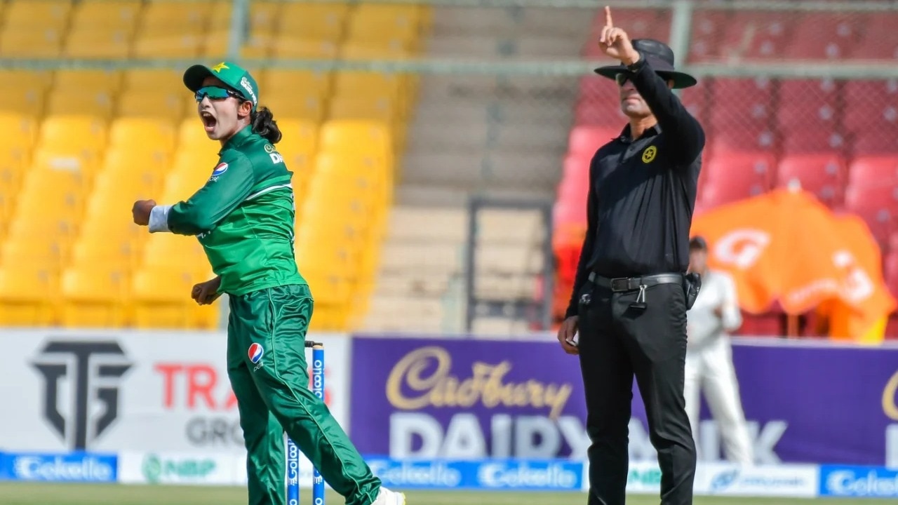 Before Women's World Cup, Pakistan spinner warms up with historic ODI spell