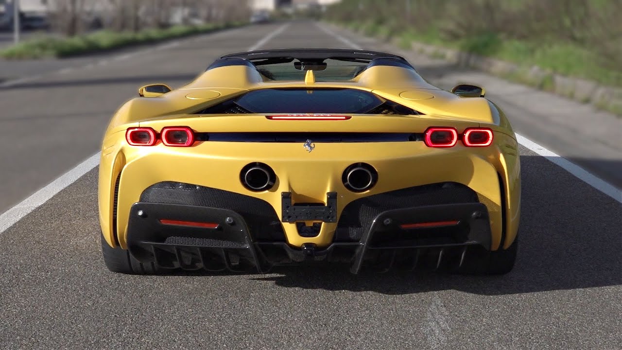 Ferrari SF90 Spider Tubi Exhaust Sound