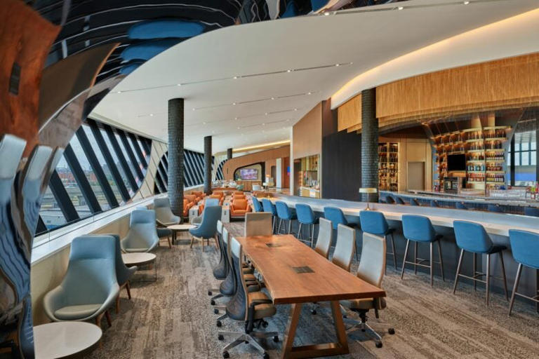 Delta Makes Further Changes to Medallion Qualification, Sky Club Access ...
