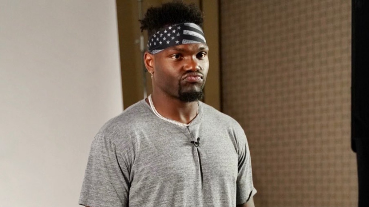 'Watched It 10 Times': Fans In Stitches After NFL Player Tackles Diaper ...