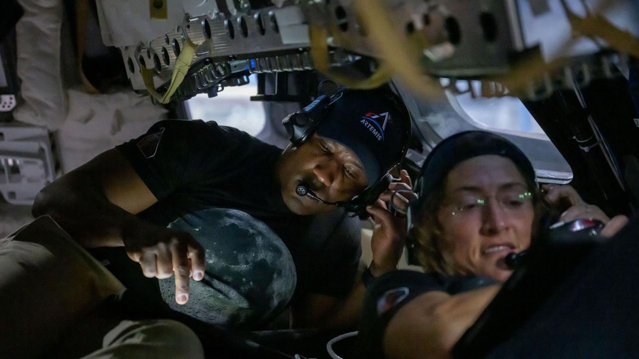NASA's Artemis 2 astronauts practice moonwatching | Space photo of the ...