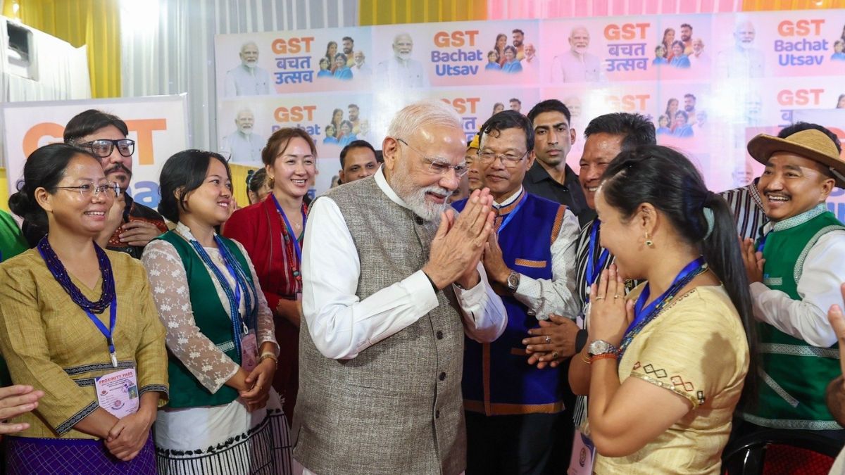 PM Modi Launches GST Bachat Utsav, Lays Foundation For Rs 5,100 Crore ...