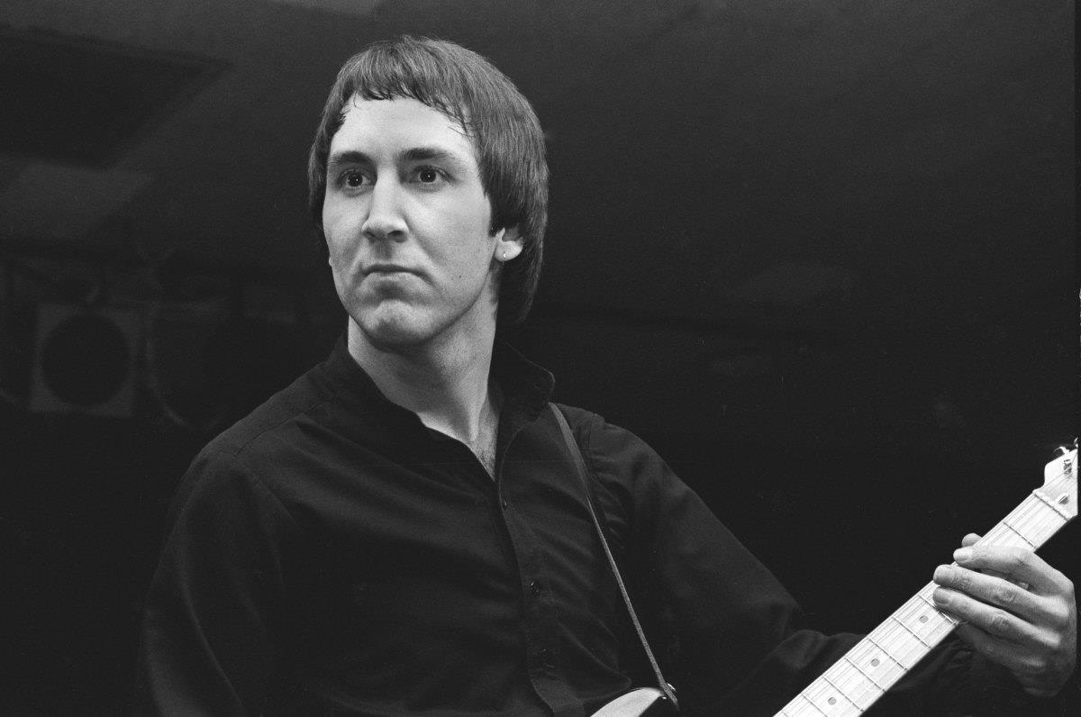 One of the Most Controversial Pop Songs Ever Topped Charts 46 Years Ago