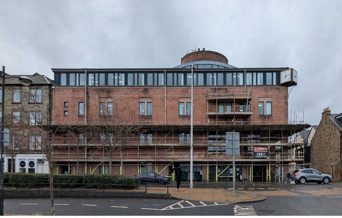 Midlothian Council warns staff not to display Scotland flags during ...