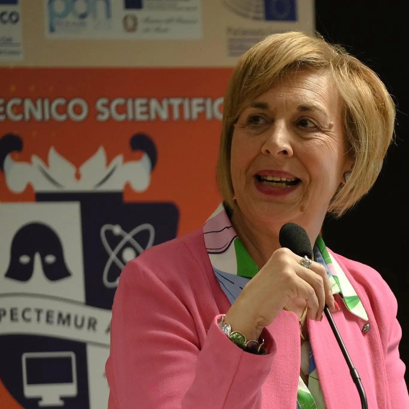 “Il tempo delle donne”: a Cosenza una riflessione su diritti, libertà e ...