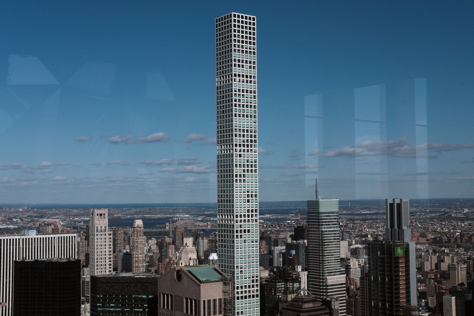 SL Green Realty announces sale of 49% stake in 100 Park Avenue tower to ...
