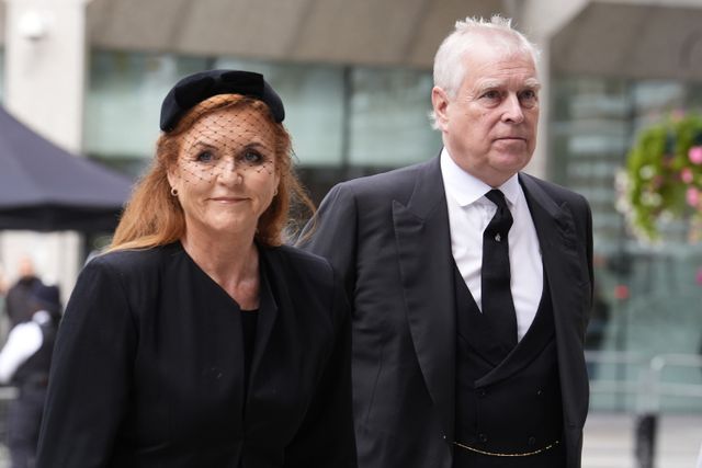 Princess Beatrice and Edoardo Mapelli Mozzi Make a Statement with Back ...
