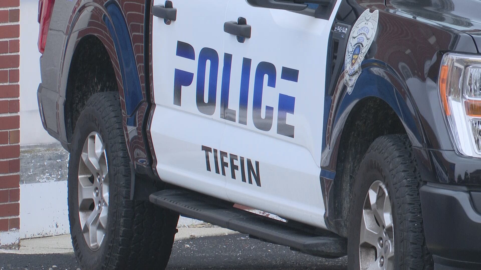Violent assault inside Tiffin apartment leaves 3 hospitalized, police say