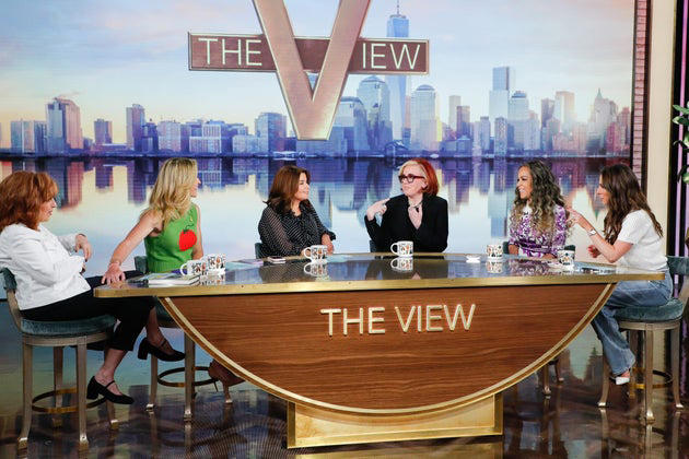 'The View' Cast Finally Weighs In On Jimmy Kimmel Controversy... And ...