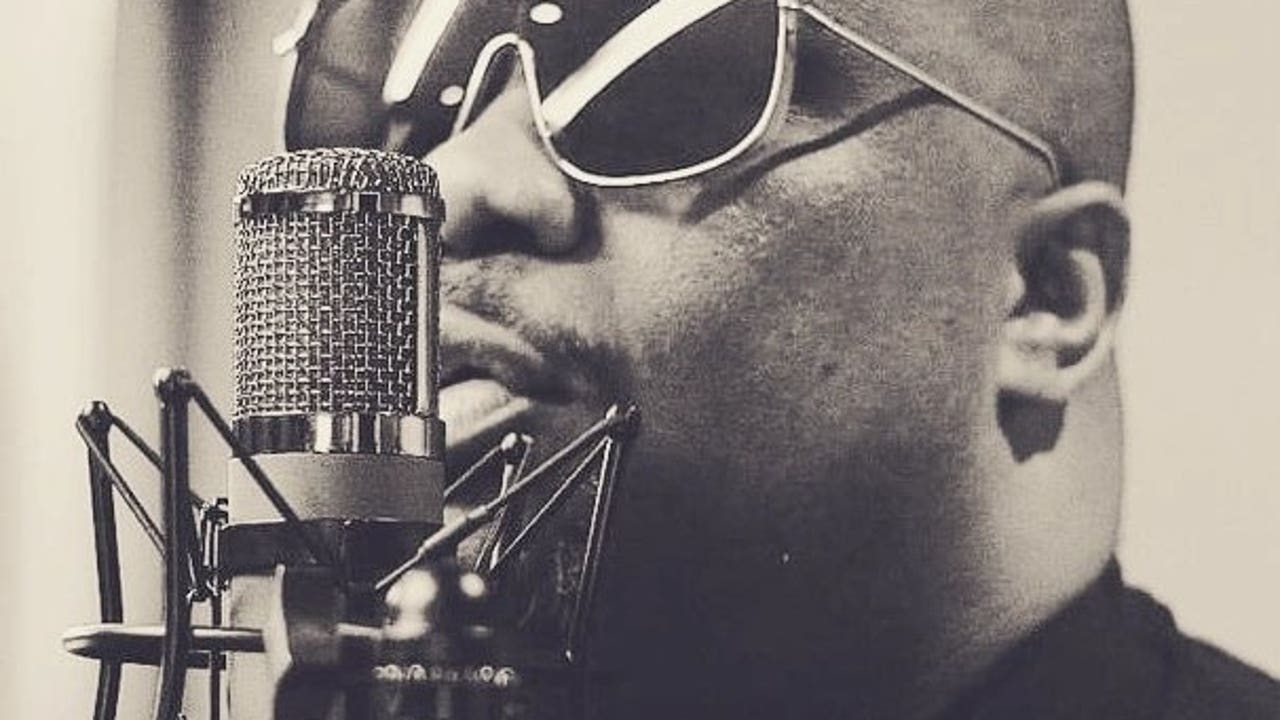 Chicago house music DJ Ron Carroll dies at 57: reports