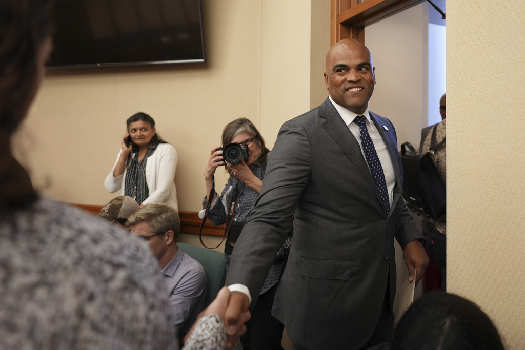 Colin Allred preaches anti-corruption message in uphill bid to flip ...