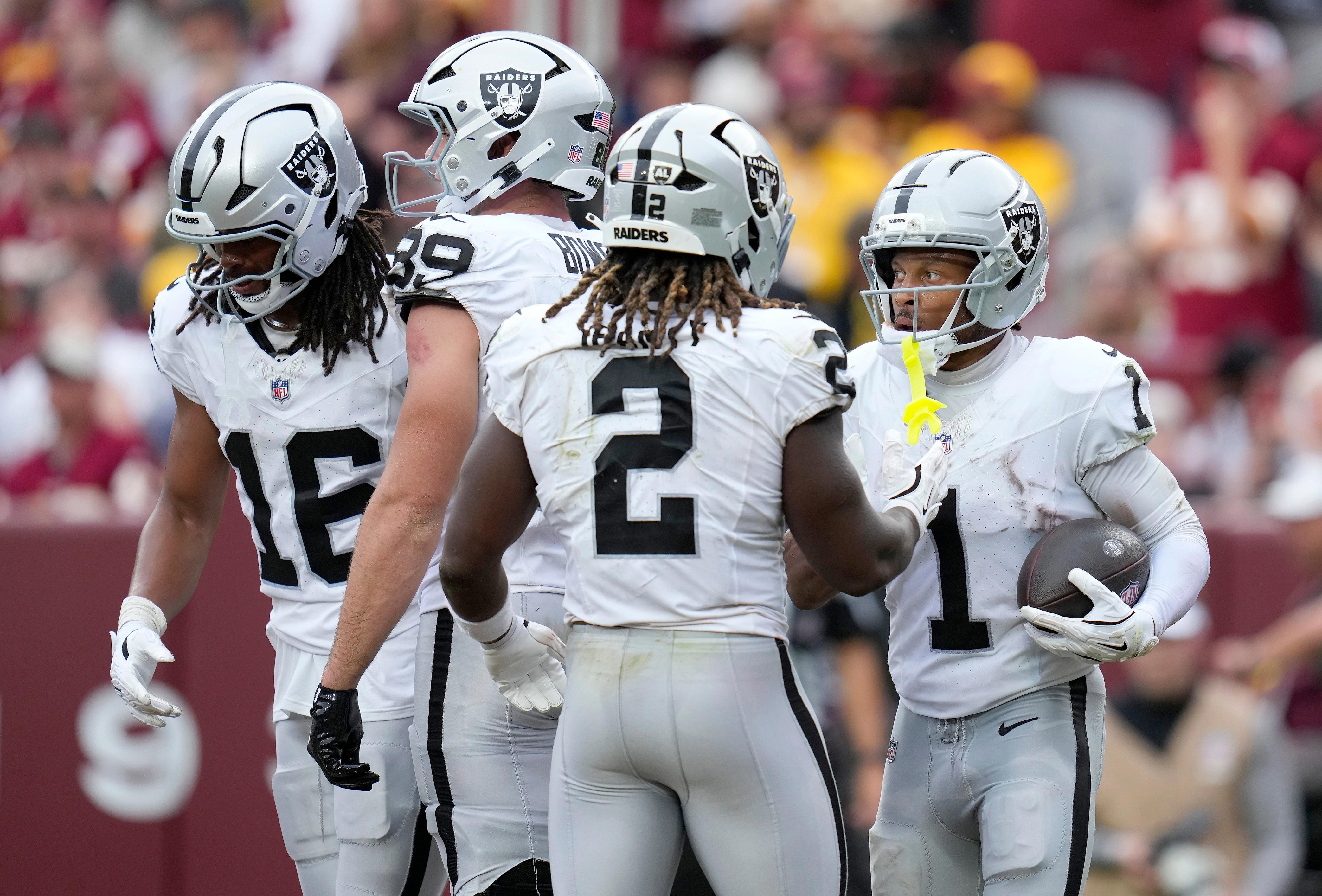 Raiders supporting cast around QB ranked among worst in the league