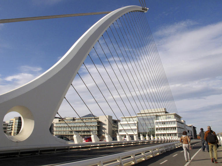 Dublin braces for influx of Americans as Steelers-Vikings play Ireland ...
