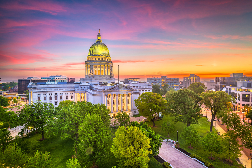 17 US College Towns with Cool Culture