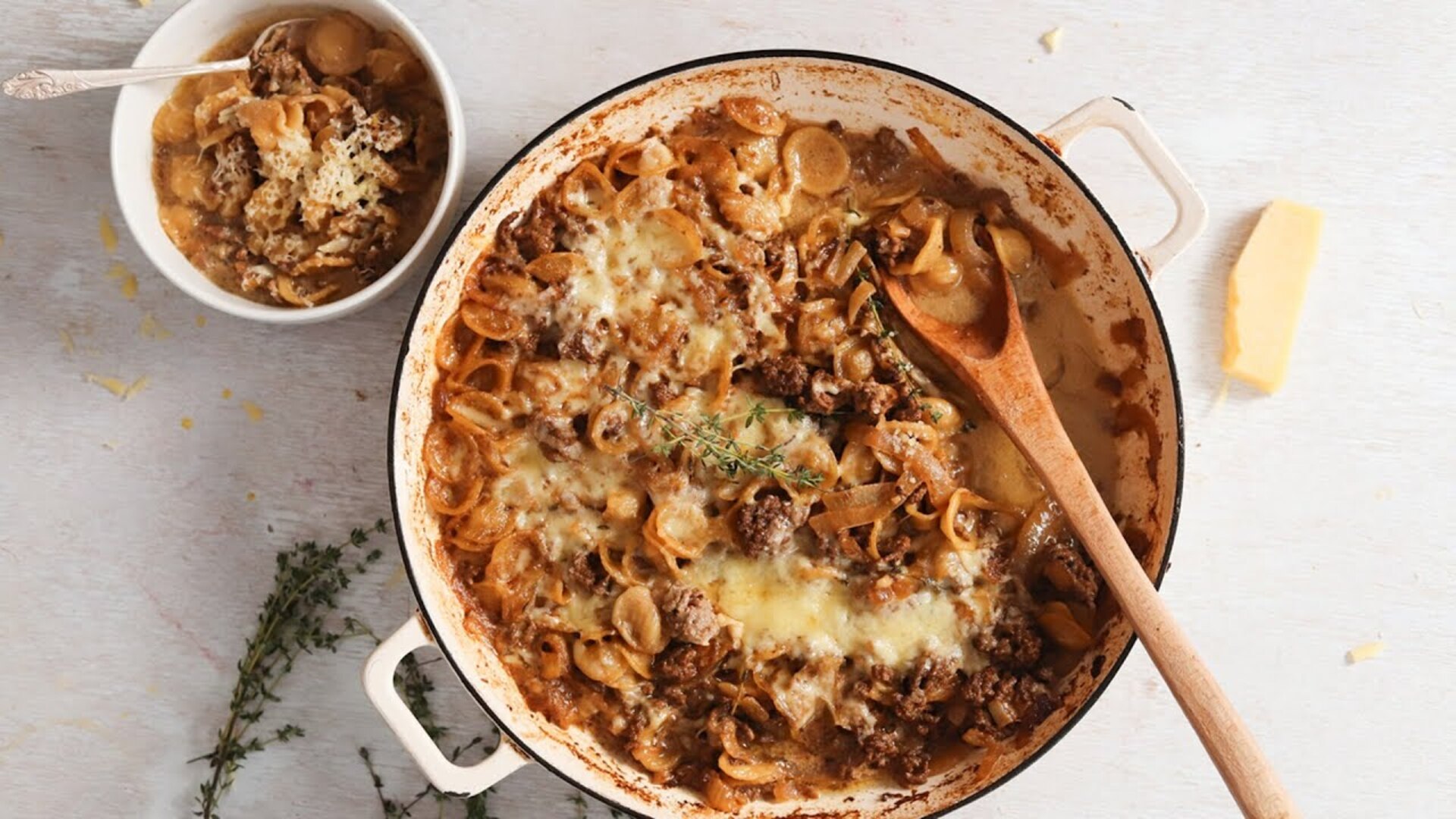 Cheesy French Onion Soup Pasta Casserole Recipe