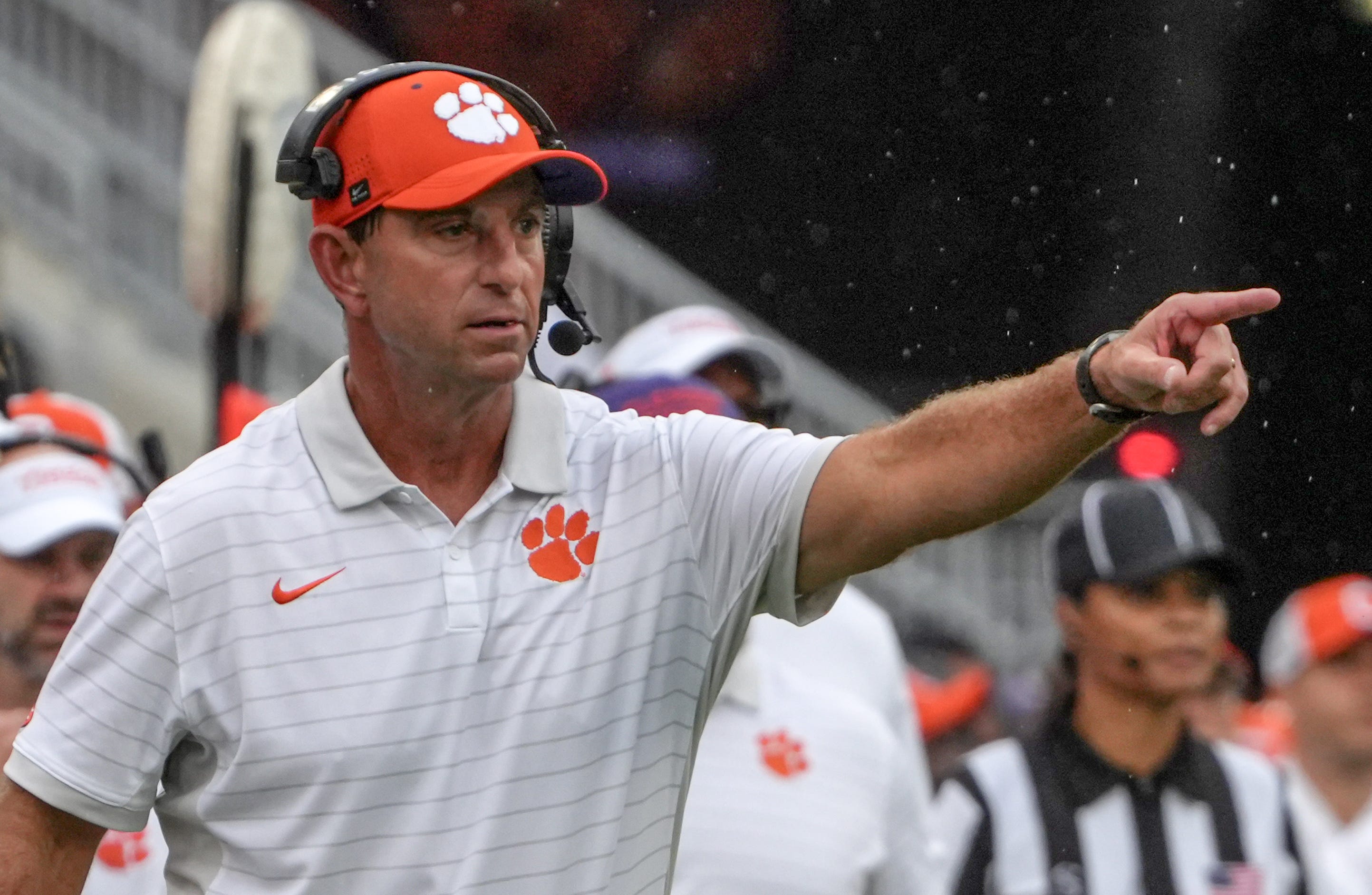 Dabo Swinney shares what he's learned about Bill Belichick before ...