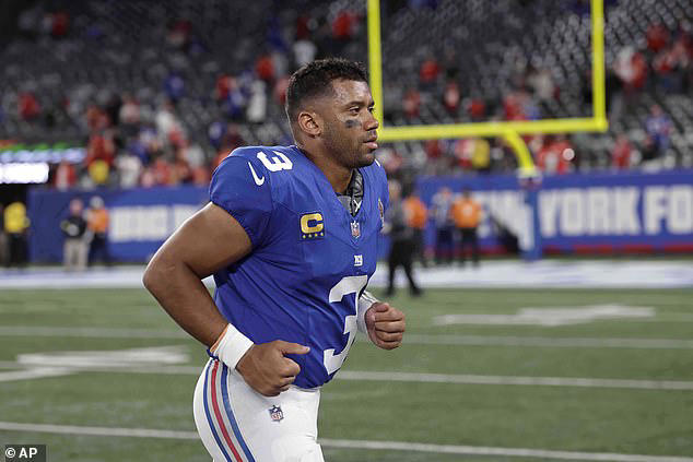 Chiefs star Chris Jones stuns reporter with savage response to question ...