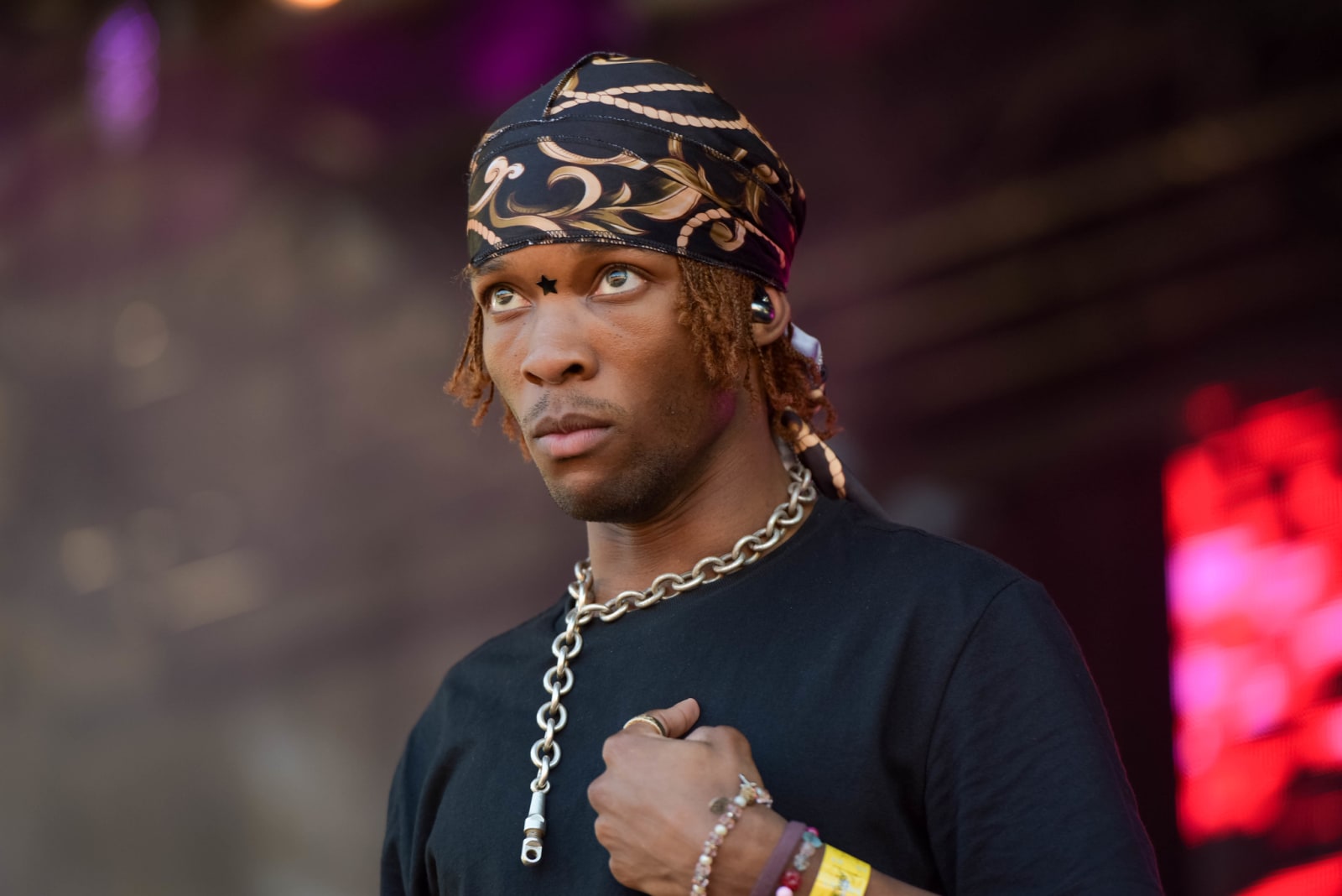 D4vd Is 'Obsessed With Death': Rapper's Dark Theme On Spotlight - Is He ...