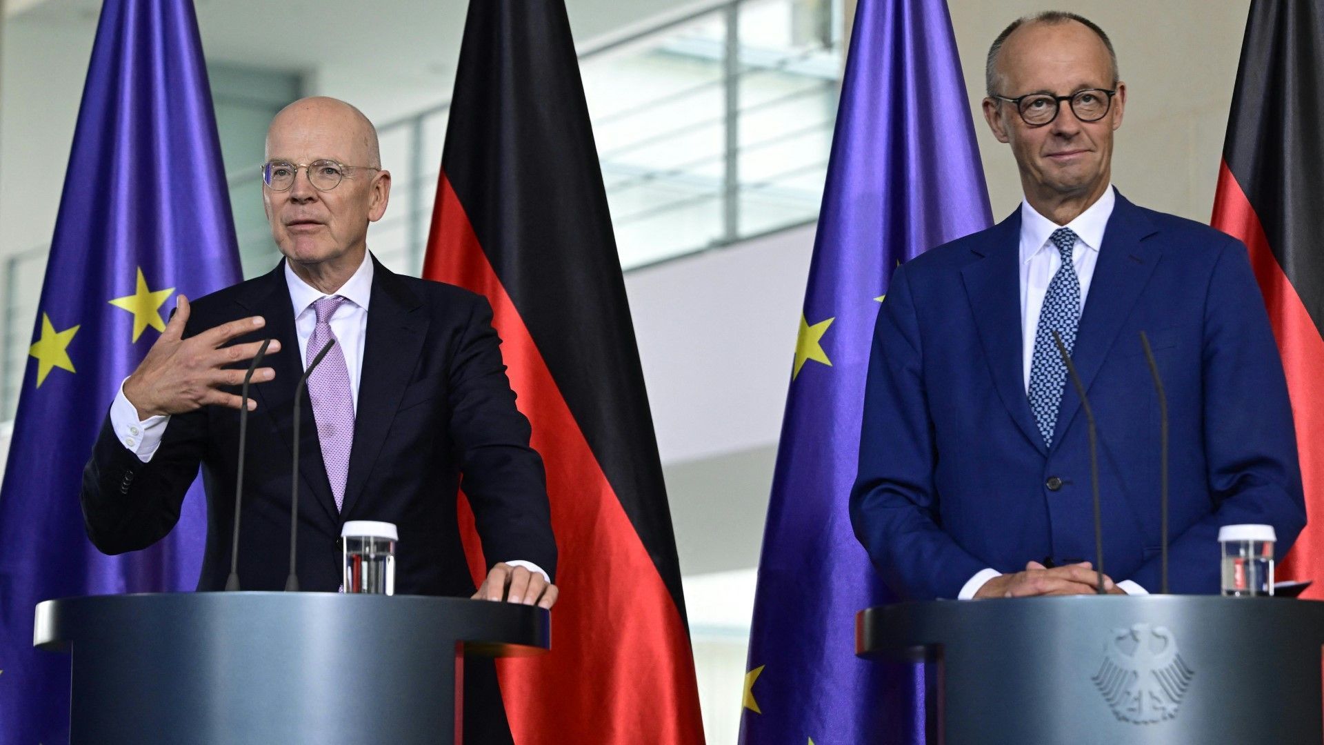 Merz beruft Ex-Commerzbank-Chef Blessing zu Beauftragtem für Investitionen