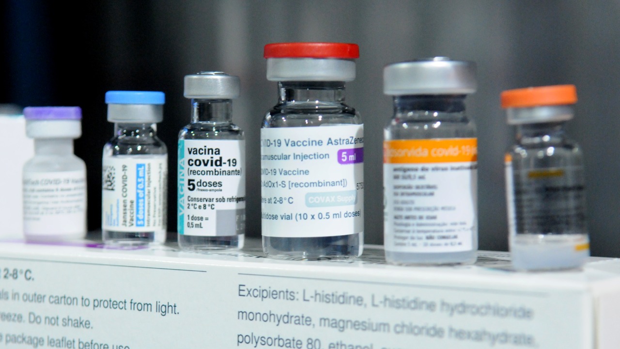 CDC panel ends broad Covid vaccine guidance