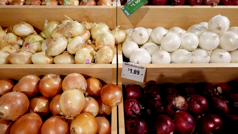 The Absolute Best Substitutes For Shallots