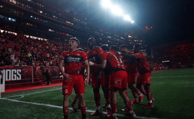El Loco Abreu Revoluciona la Liga MX: Tijuana Resurge con Fuerza y Ambición