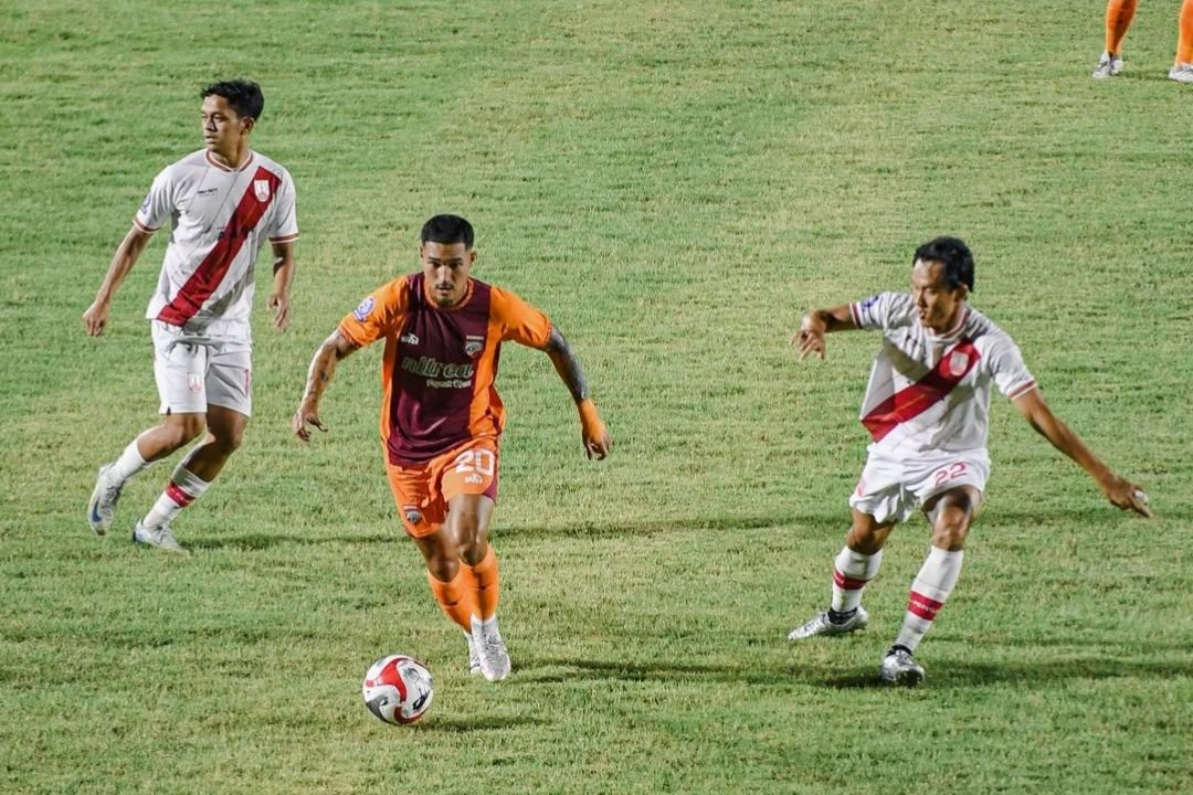 Kemenangan Kelima Beruntun! Bekuk Persis Solo Berkat Gol Menit Akhir ...