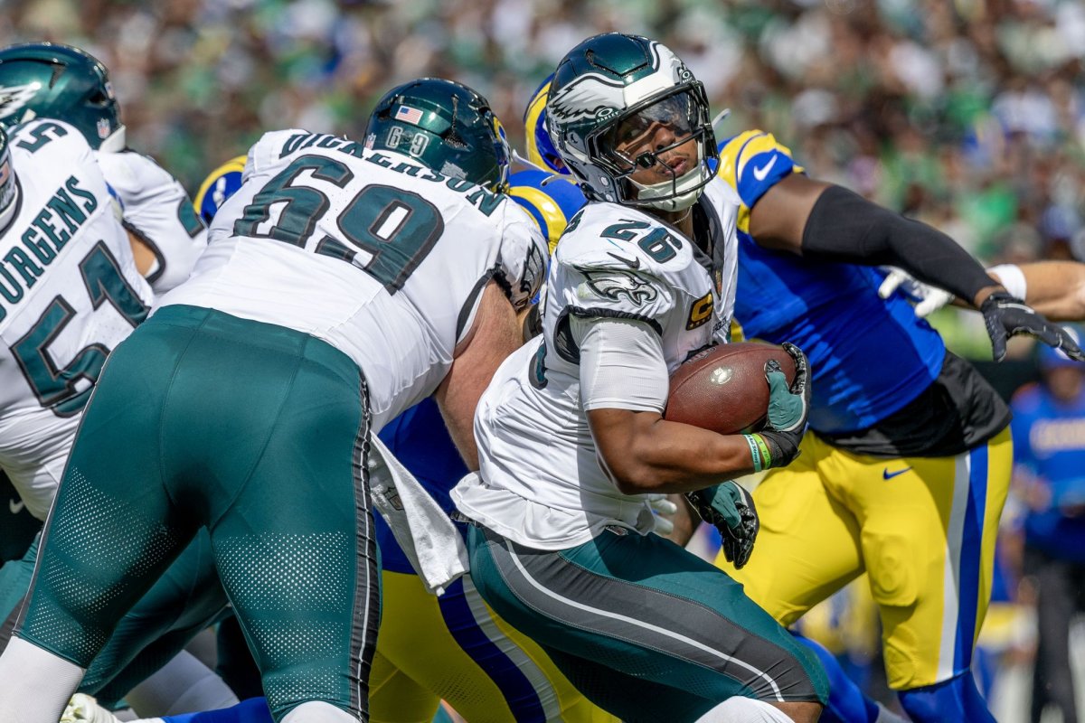NFL: Philadelphia Eagles defeat Los Angeles Rams