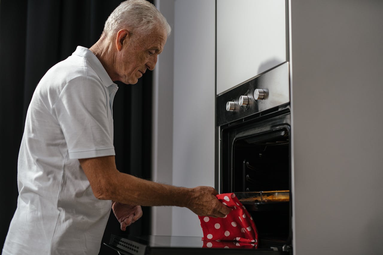 12 subtle dementia red flags most people miss