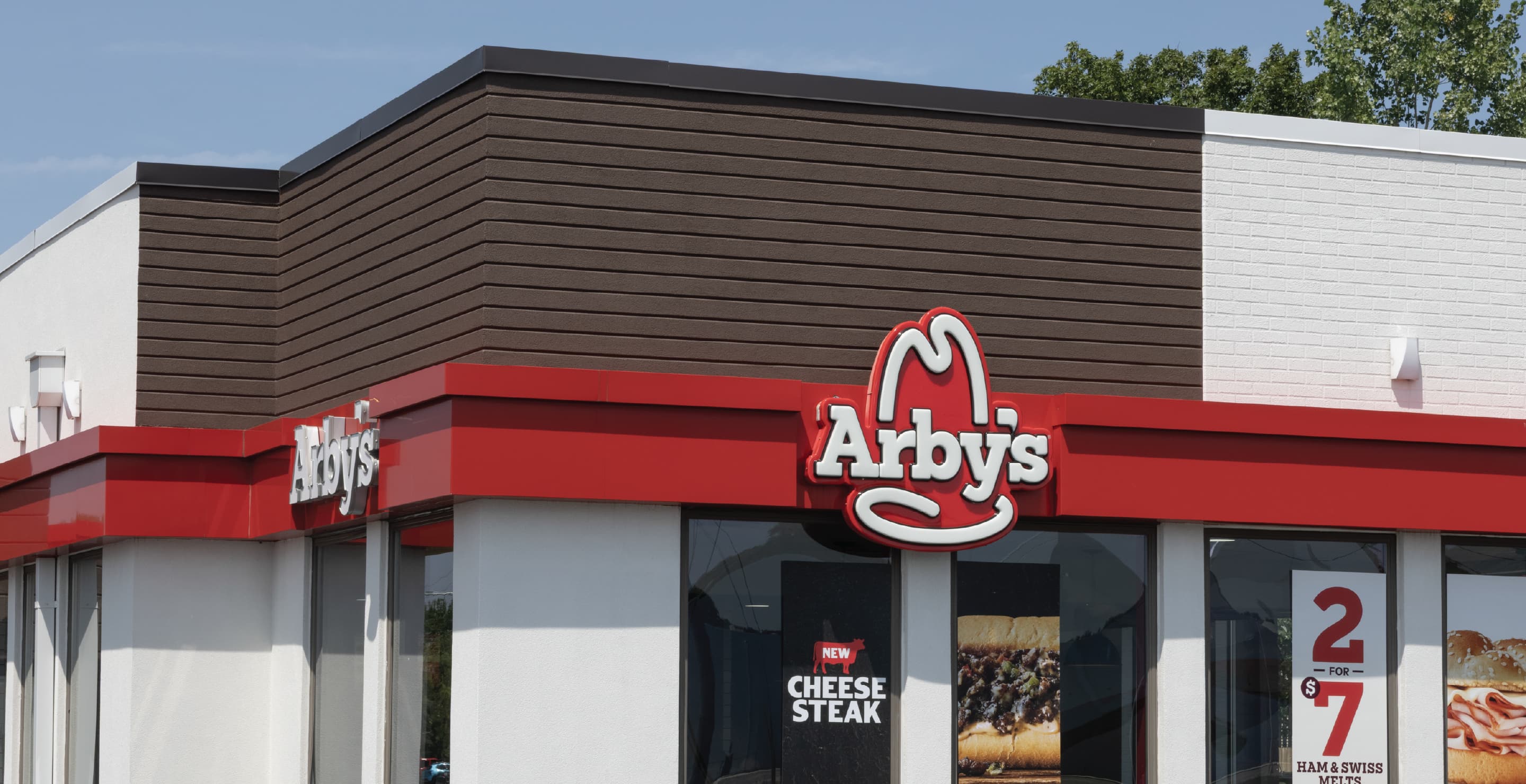 Ohio Woman Allegedly Struck Arby's Employee With Rock For ‘Stealing A ...