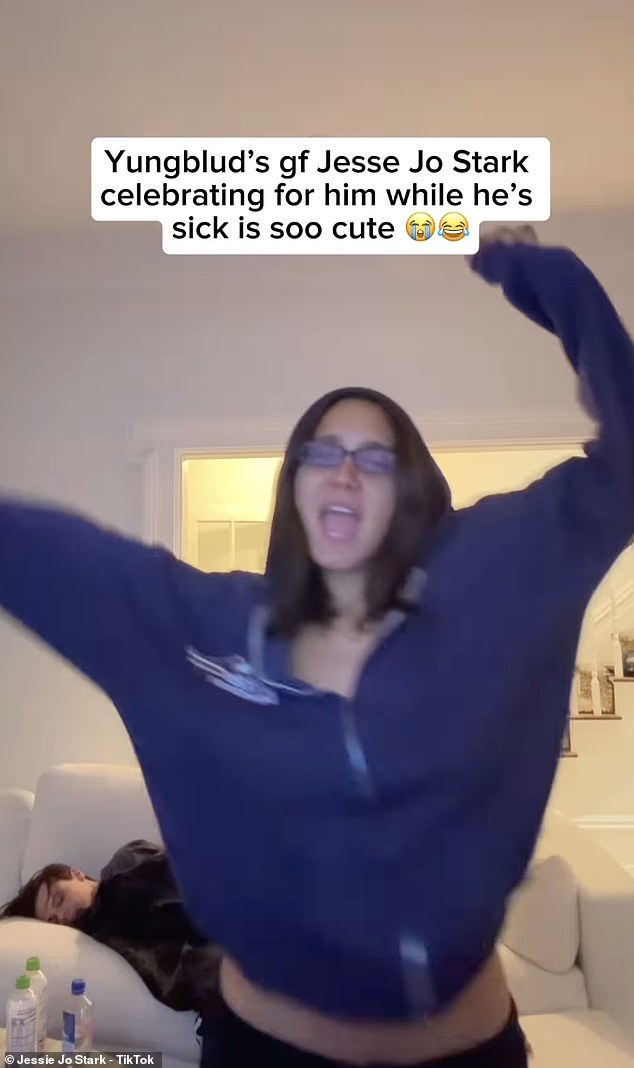 Yungblud cancels a show as he's sick and GF Jesse Jo Stark performs a ...