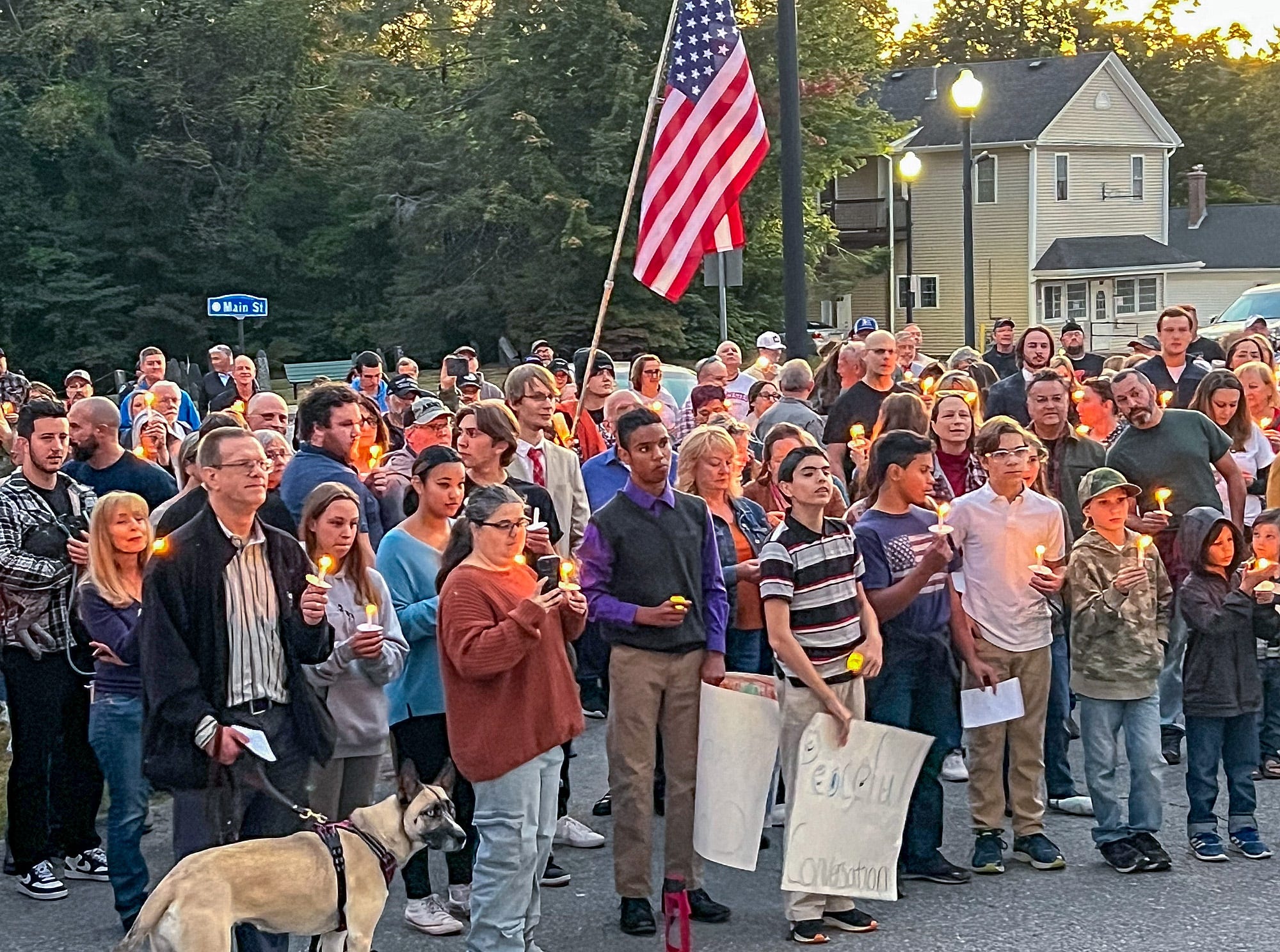 Hundreds gather in Holden for candlelight vigil honoring Charlie Kirk