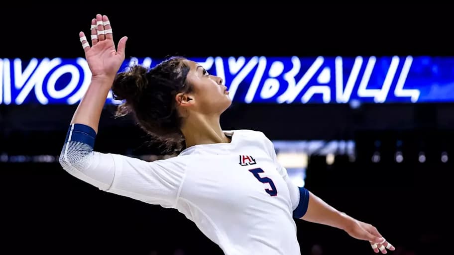 Arizona Volleyball Can't Stop Skid, Falls Again to Nebraska