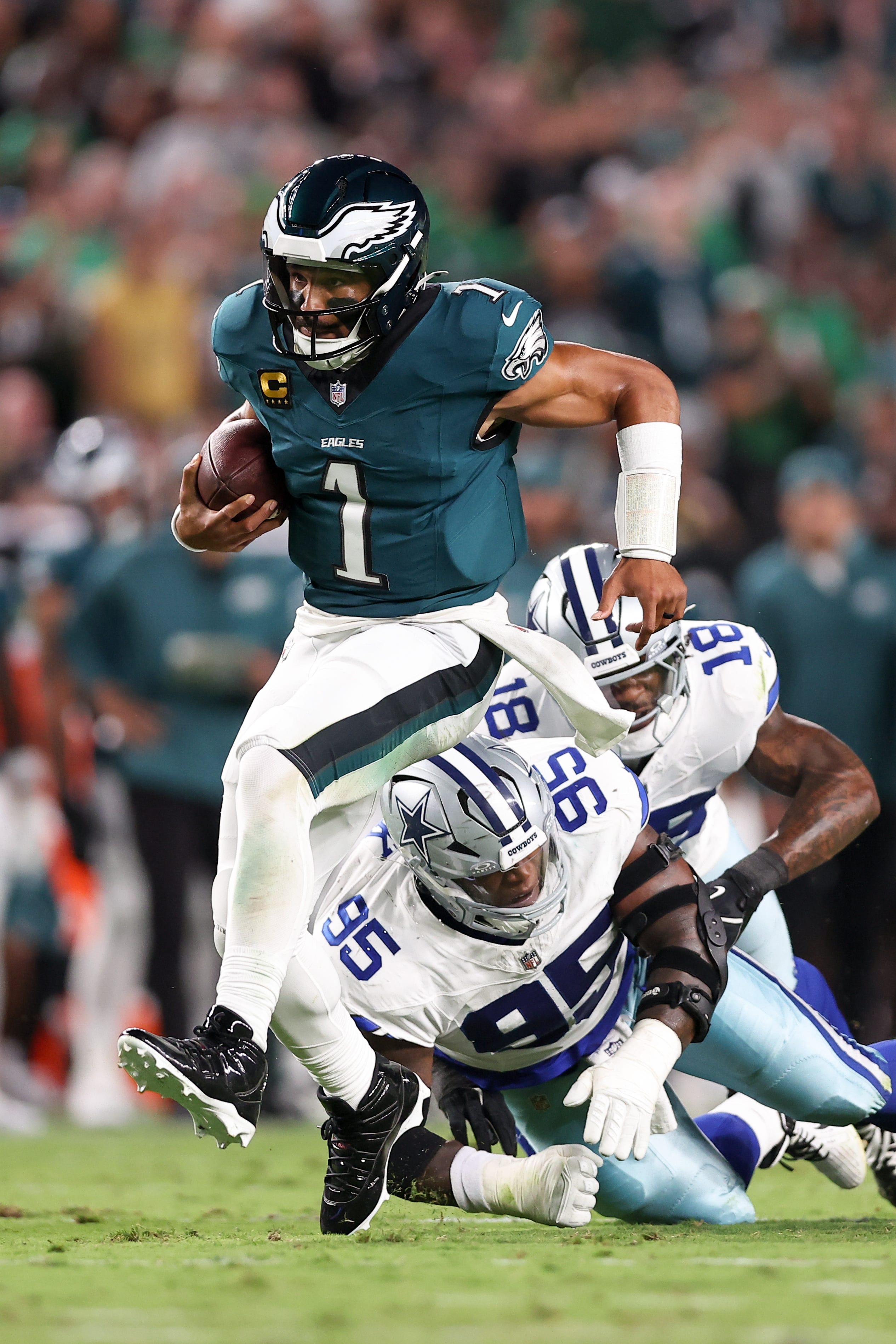 Don't know who to start for fantasy football? Here's our NFL Week 4 picks