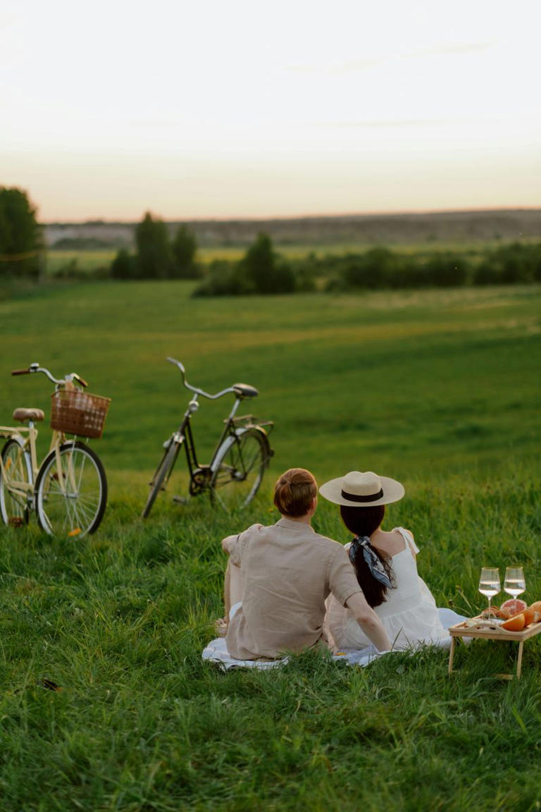 7 Things to Know Before Dating a Frugal Man