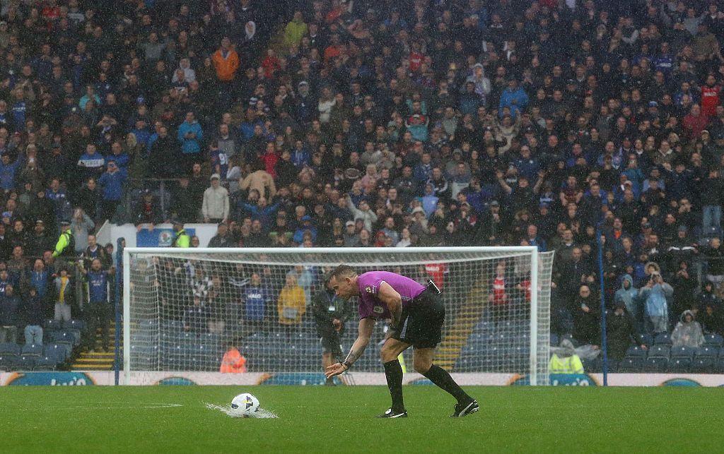 What will happen to Blackburn and Ipswich's abandoned match?
