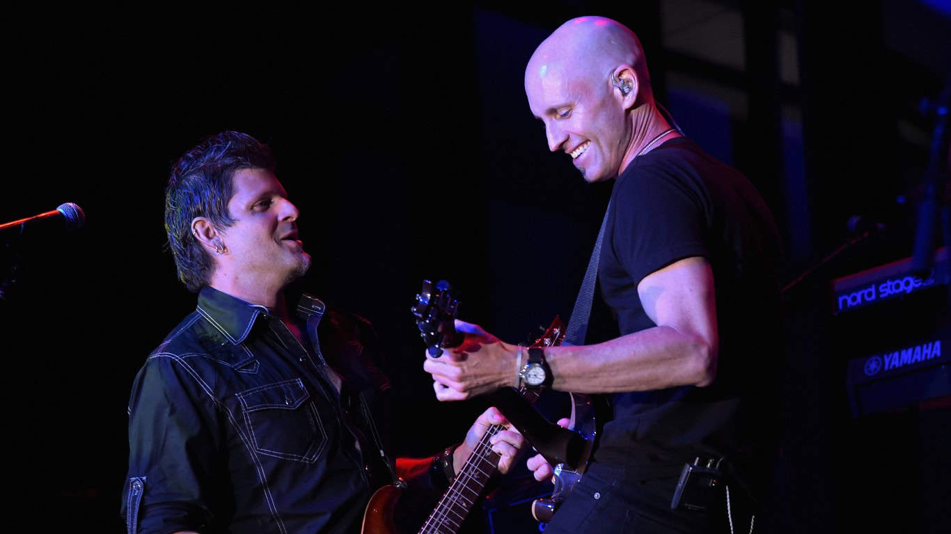 15 Hit Songs That Have Been All But Forgotten