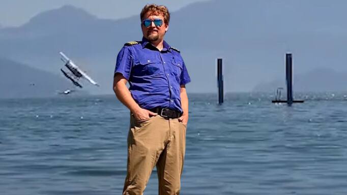 Wasserflugzeug-Experte Kristopher Koch (40) analysiert das Video zum ...