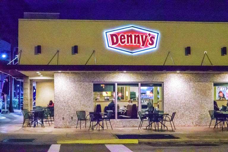 Pappas scion makes investment to turn around national diner chain