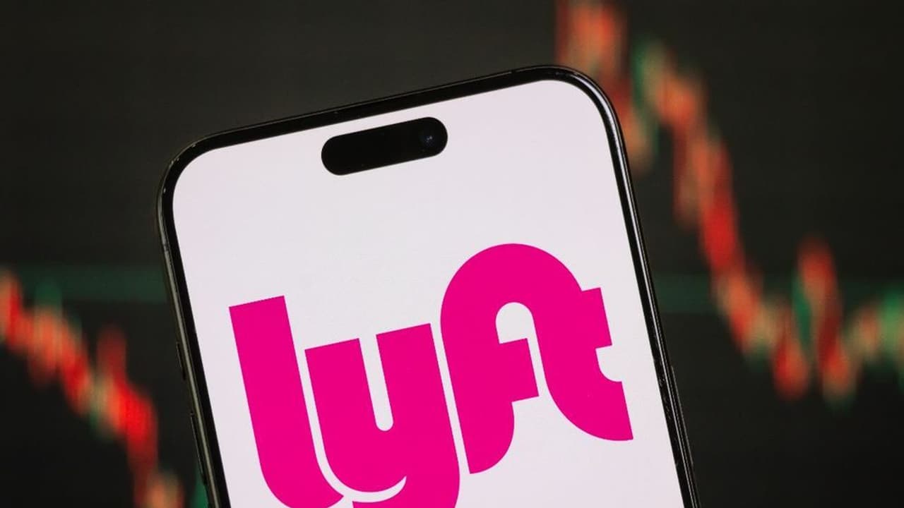 Lyft Awarded With Yet Another Price Target Hike After Waymo Partnership