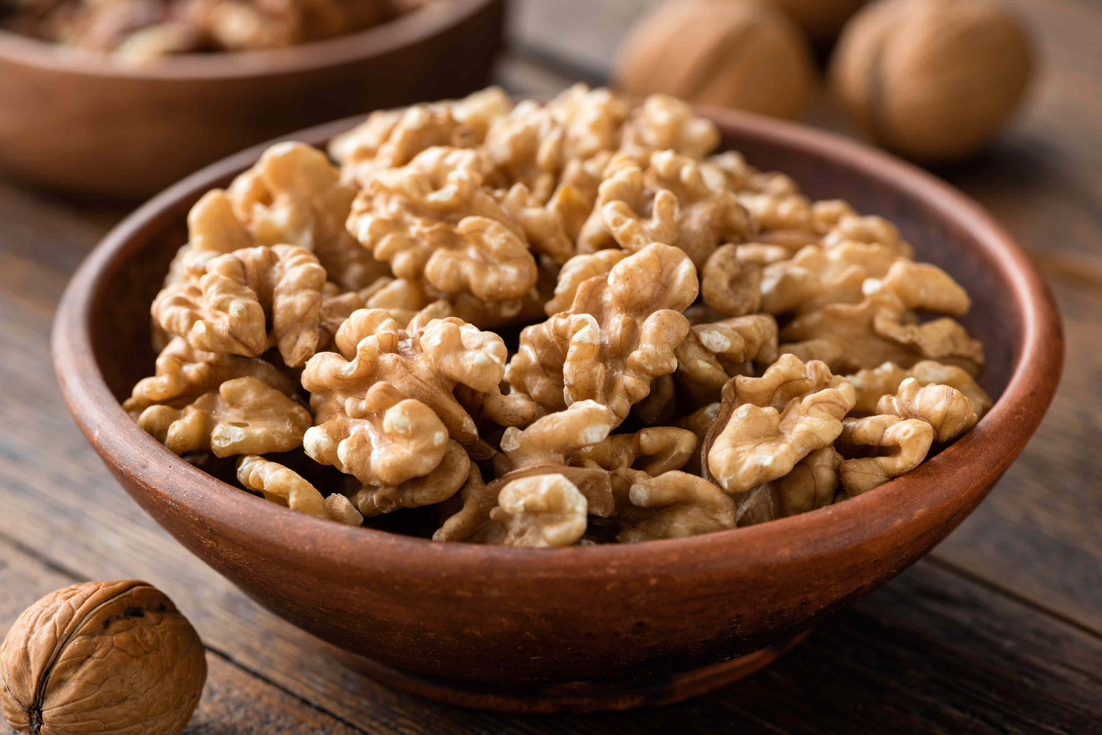 How eating walnuts before bed affects your sleep quality