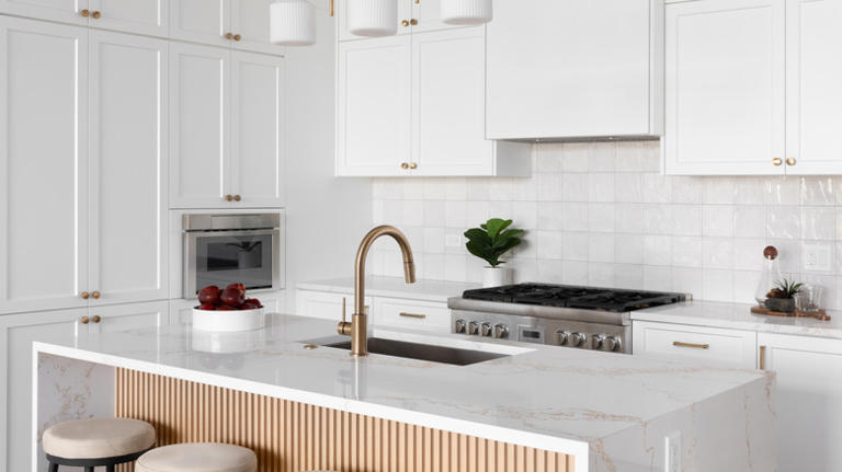 12 Trendy Colors That Complement Natural Stone Kitchen Countertops