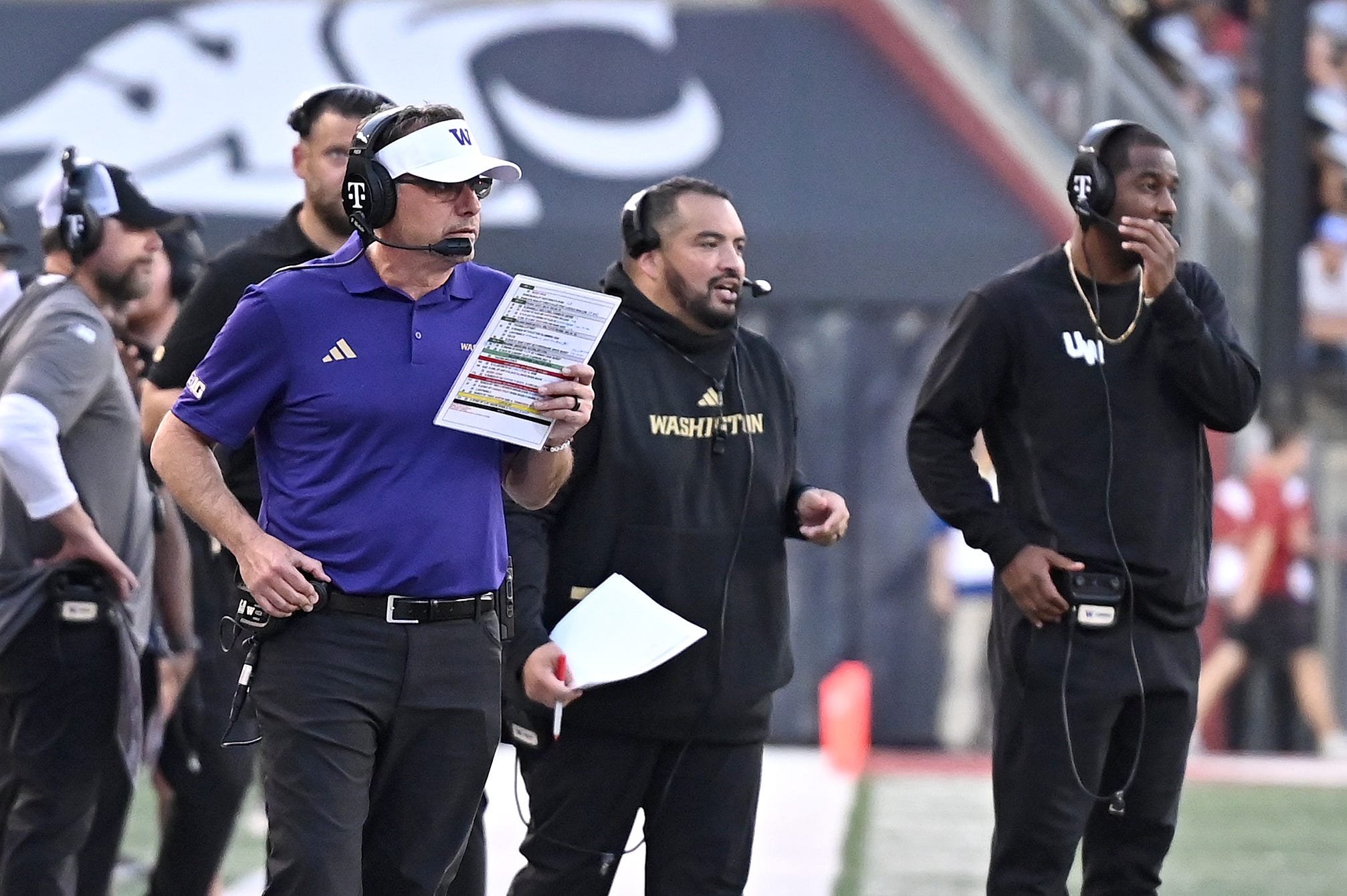 Washington Football DT Gets Long-Awaited First Career Sack in Apple Cup ...