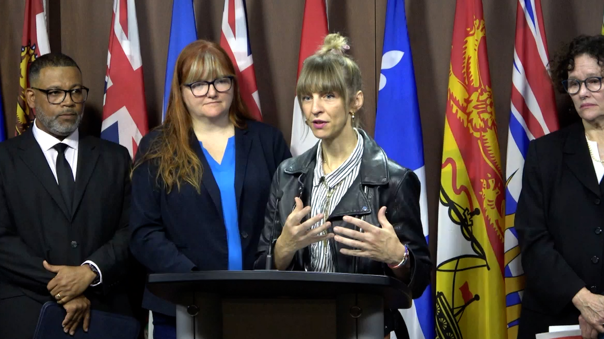 Health advocacy groups urge Ottawa to create single-payer pharmacare