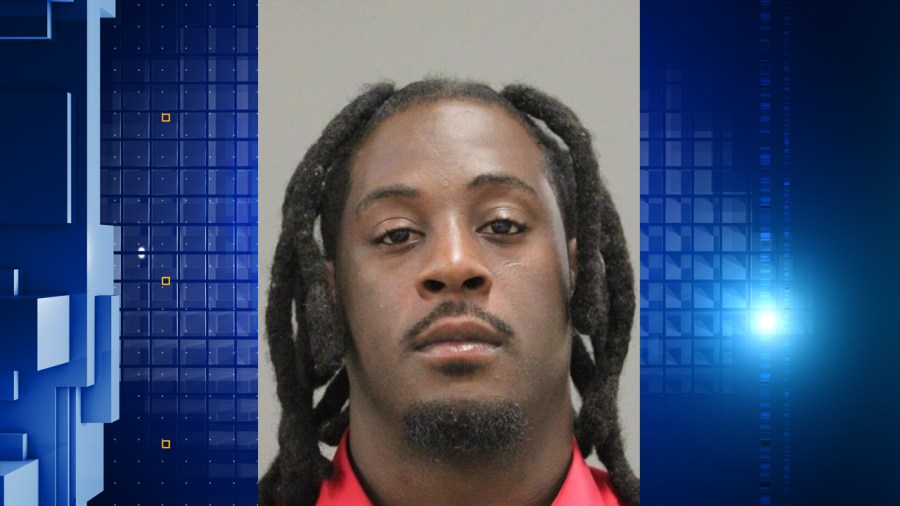 Police chase ends in crash, loaded gun found in suspect’s car