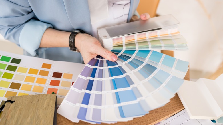 12 Trendy Colors That Complement Natural Stone Kitchen Countertops