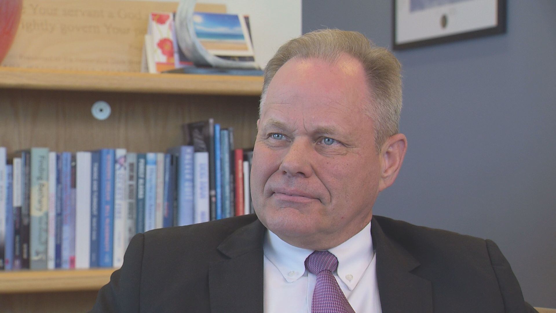 Former Anchorage mayor’s political filing leaves Alaskans wondering ...