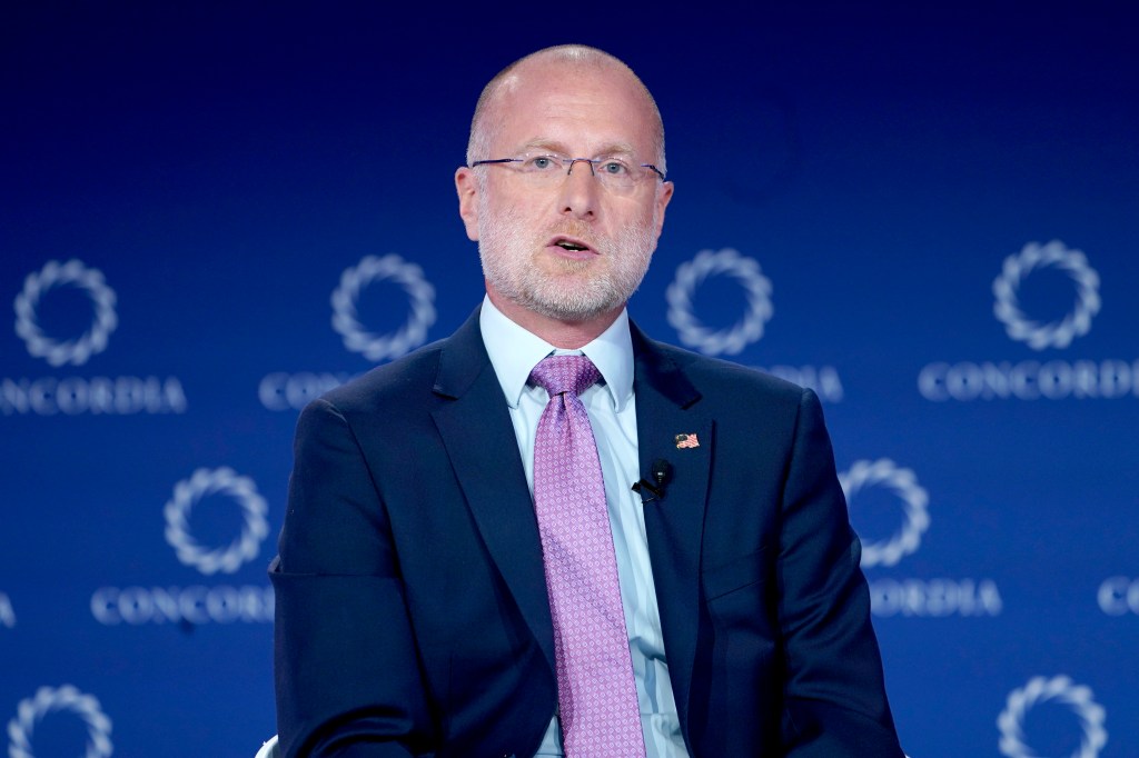 FCC Chairman Says His "Easy Way Or The Hard Way" Comment About Jimmy ...