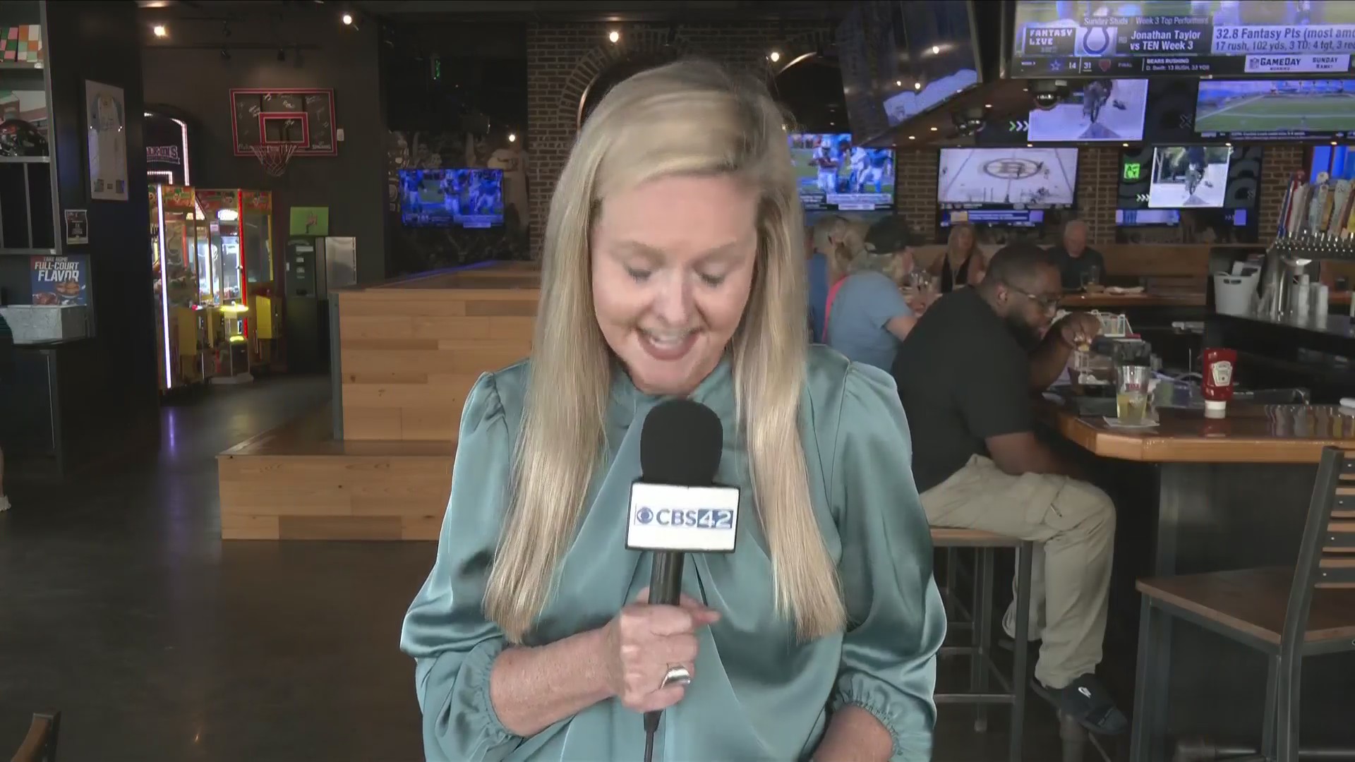 Sports Fans React To News Of Bruce Pearl Stepping Down As Head